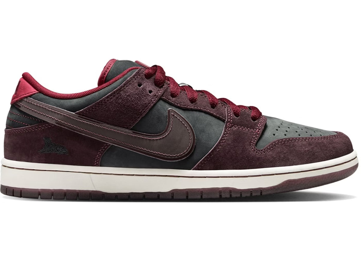 Nike SB Dunk Low Riot Skateshop – Drako King